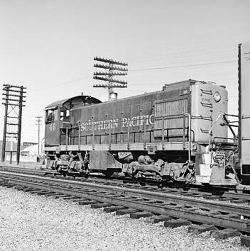 Texas and New Orleans Southern Pacific Diesel Switcher No. 46 Train OLD ...