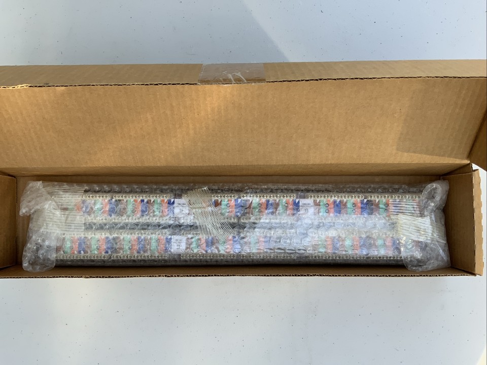 Hubbell Patch Panel, Category 5e, NS5E48U, 1U, 48 Port, Universal ...