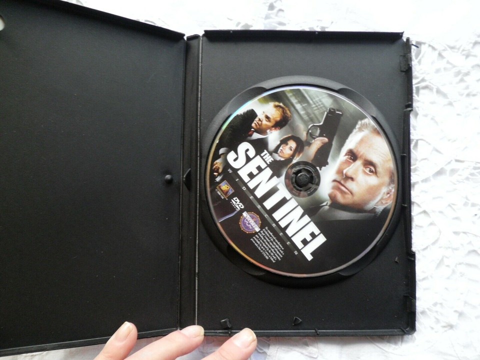 The Sentinel- (DVD, Widescreen, 2006) Excellent Condition | eBay