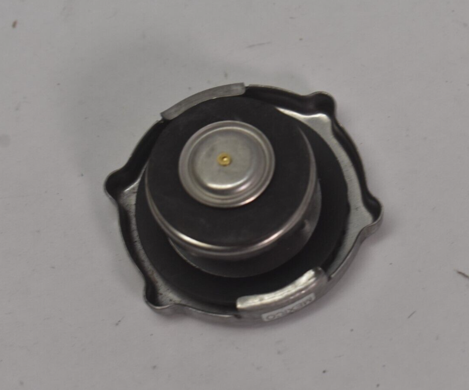Radiator Cap 8933-000-866 14 PSI Vented fits Many Cummins Coach RV ...