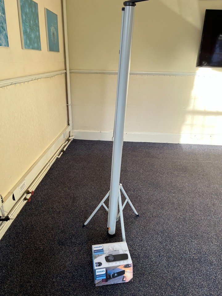 Philips Neo Pix Portable projector with screen | eBay UK