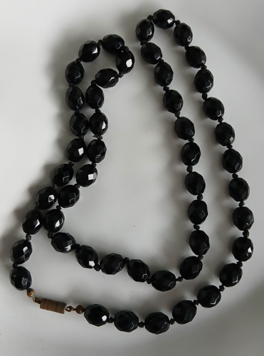 Gorgeous Vintage Black French Jet/Glass Faceted Beads Neckalce | eBay UK
