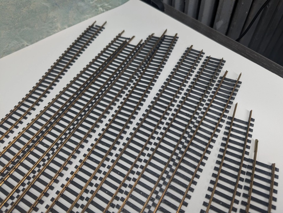 Atlas HO Scale Flex Track, Code 100 Brass Track (10 pcs) READ | eBay