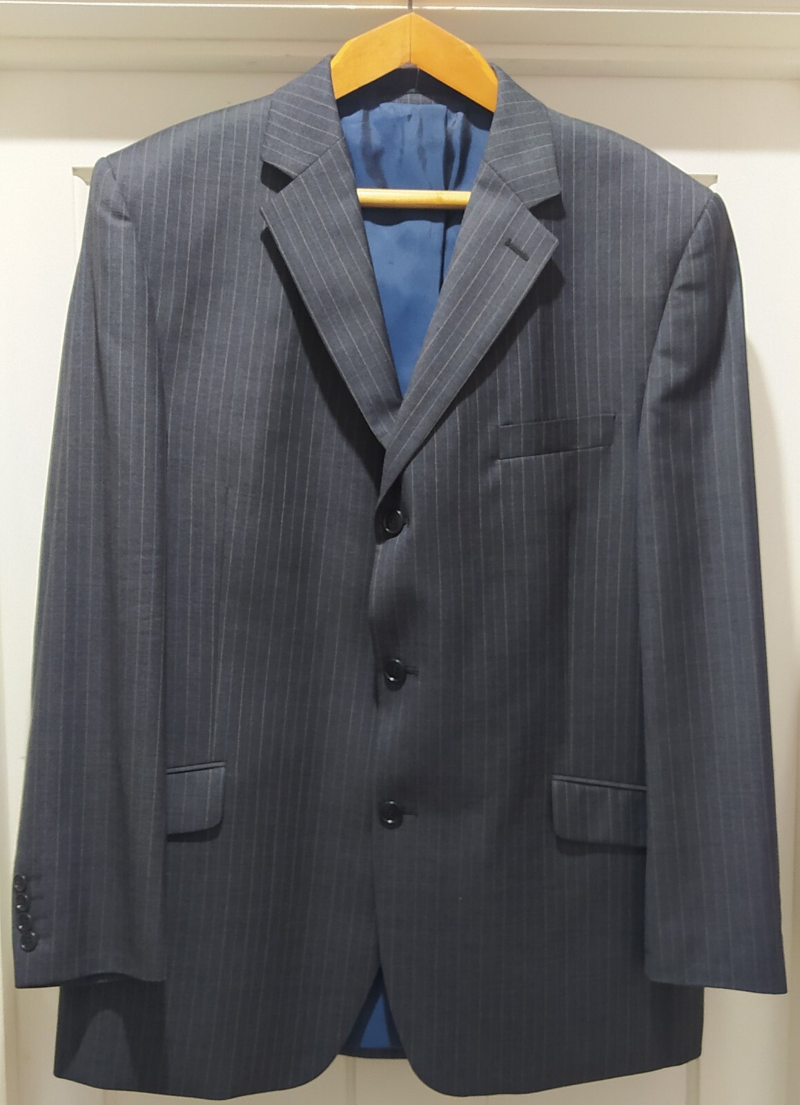 Daniel Hechter Paris Men Blue/Grey Pinstripe Wool Suit 44R/W38/L29 VGC ...