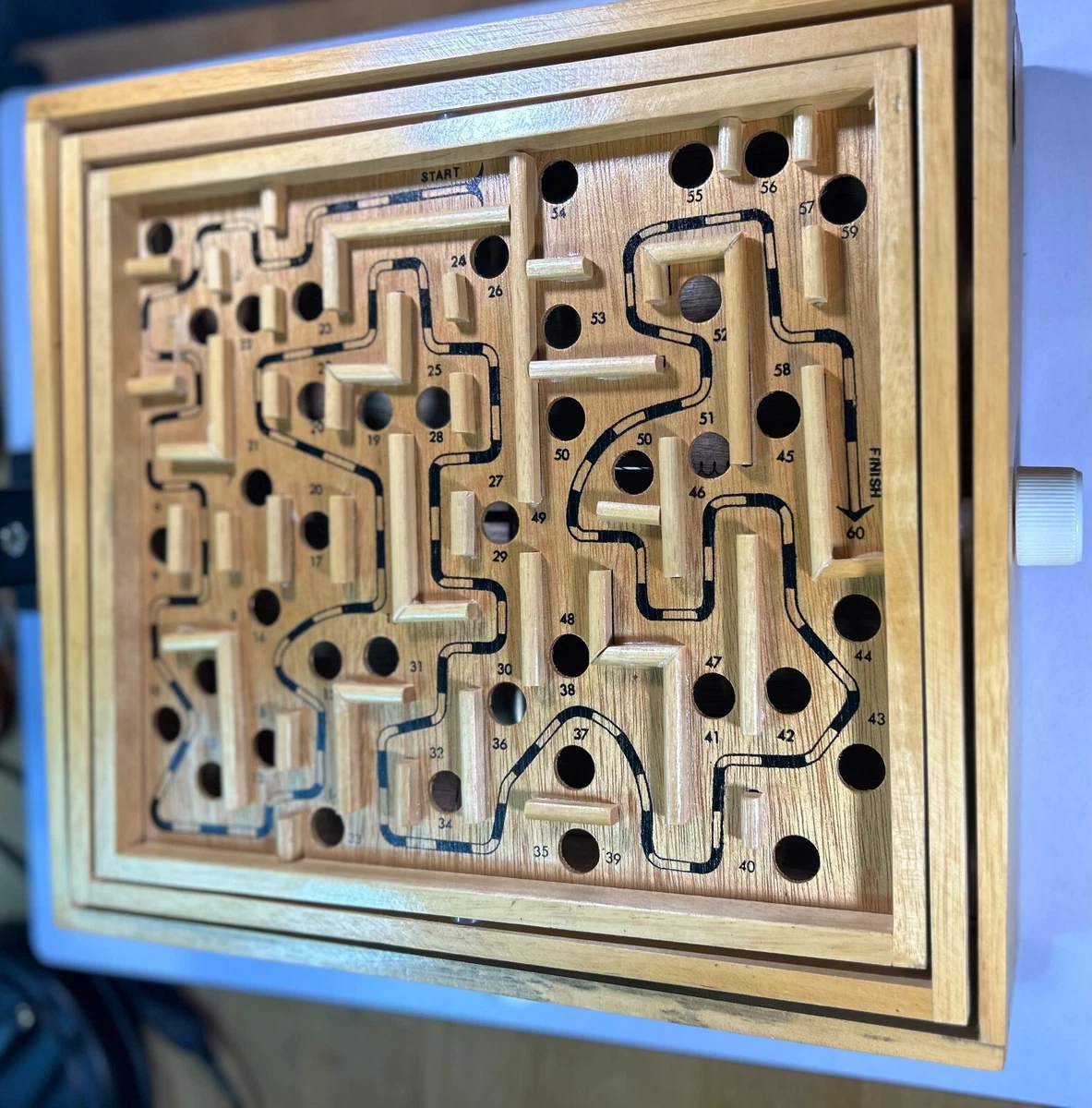 Labyrinth Maze Game