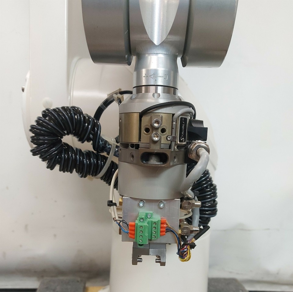 Staubli TX60 6-Axis Robot Manipulator Arm, 4.5kg Load, 670mm Reach, 8m ...