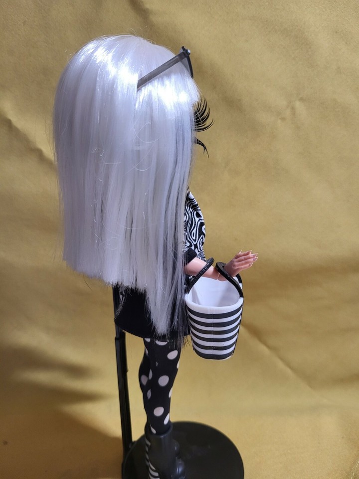 LOL O.M.G Doll Repaint Ooak | eBay