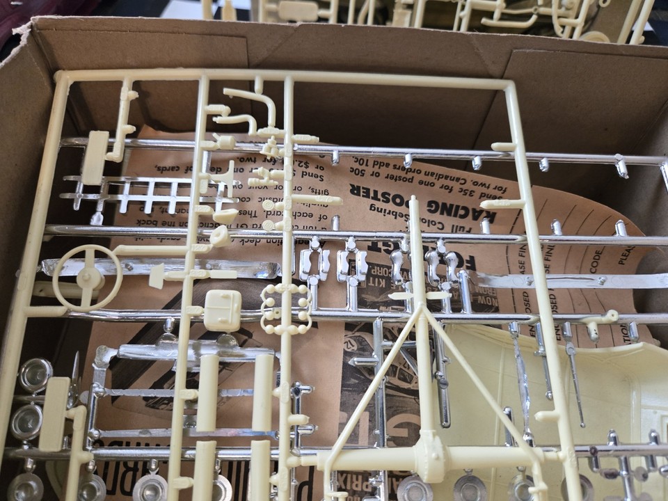 MODEL CAR PARTS IMC 48 FORD UNBUILT PROJECT PARTS, JUNKYARD, DIORAMA ...