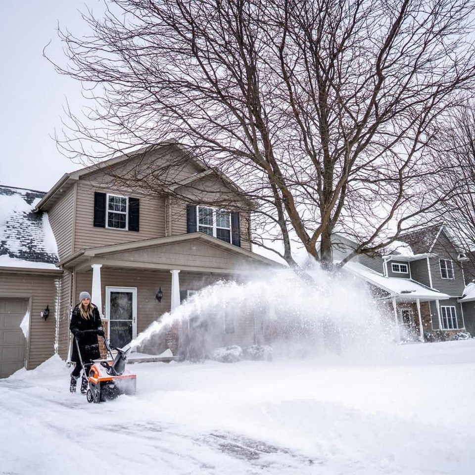 Ariens Path-Pro SS21E 21 in. 208cc Single-Stage Electric Start Gas Snow ...