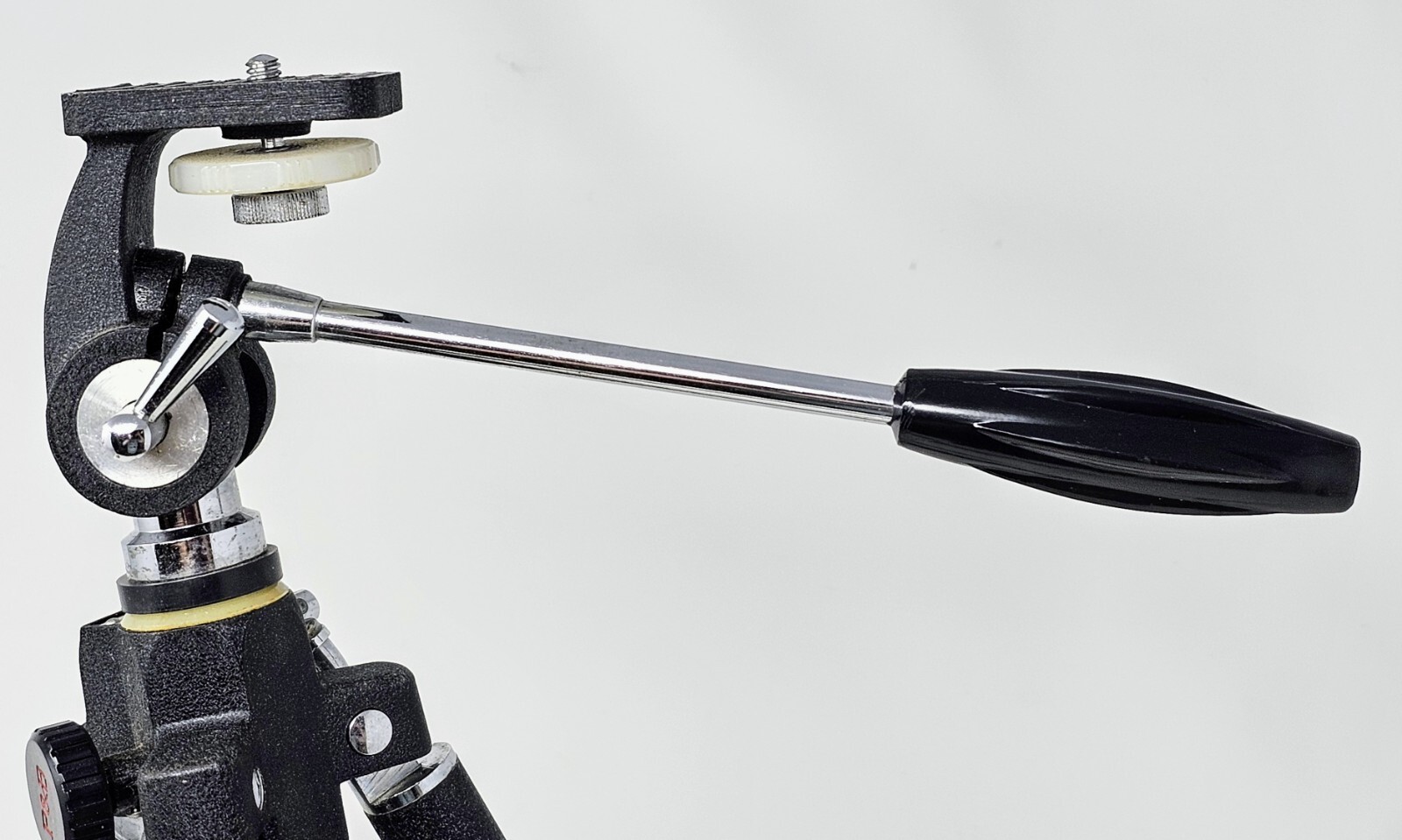 Vintage P&B (Ponder & Best) model #1100 adjustable tripod black Made in Japan | eBay