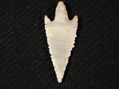 Neolithic & Paleolithic - Neolithic Flint Arrow Head