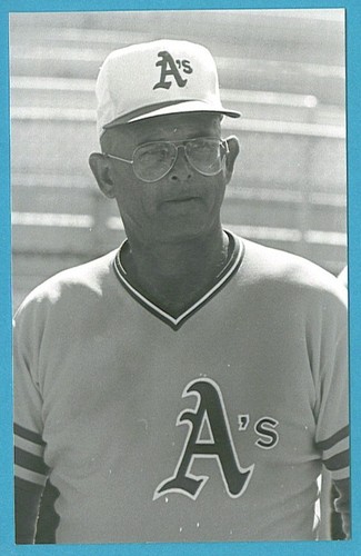 Lee Walls (1979) Oakland Athletics Vintage Baseball Postcard PP00390 | eBay