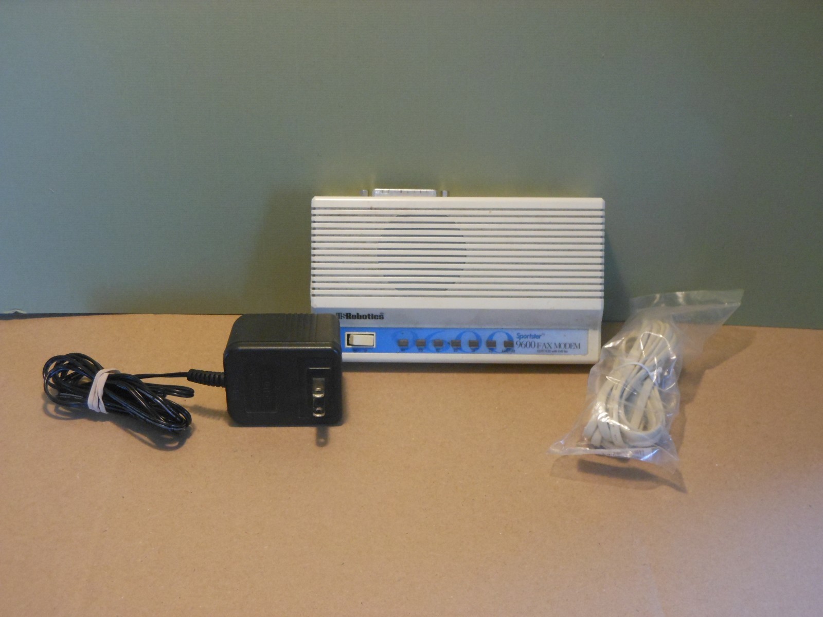 US Robotics 9600 Sportster Faxmodem 000266 "TESTED" | eBay