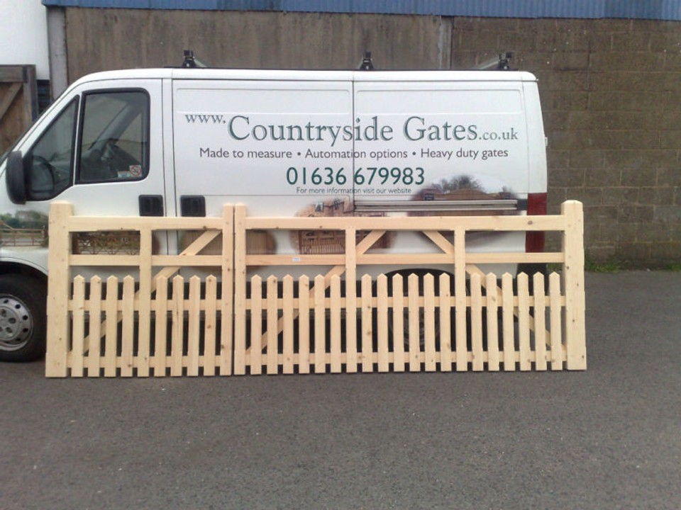 Wooden half paling, drive entrance gates 6ft each or made to measure ...
