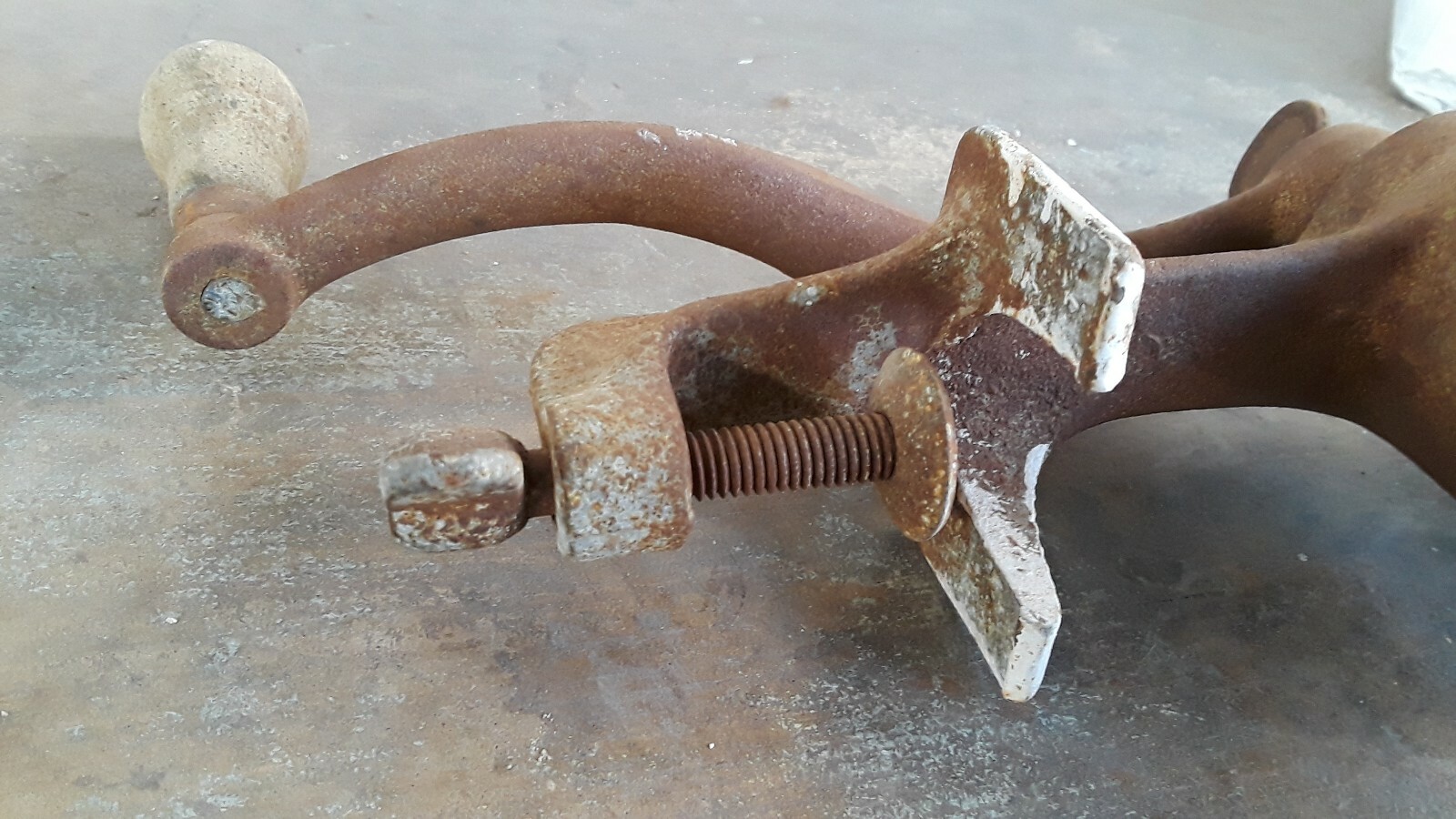 vintage No. 2 UNIVERSAL GRINDER Food Meat Chopper HAND CRANK table ...