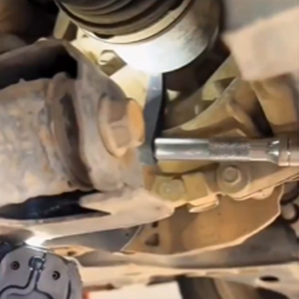 Half Shaft Disassembly Tools Ideal for Everyday Use in Auto Repair Work ...