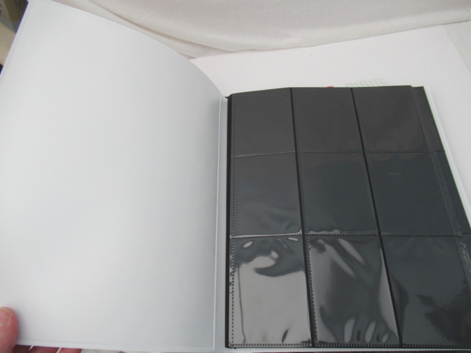 Trading Card Folders White Flare and Black Bolt For Pokemon Cards etc ...