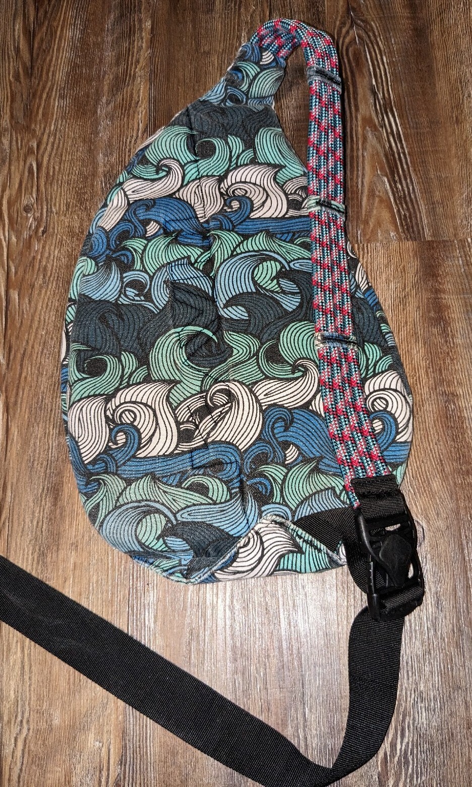 Kavu Ocean Wave rope bag crossbody sling - Gem