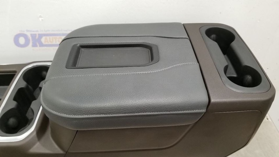 20 GMC SIERRA DENALI 1500 CENTER FLOOR CONSOLE ASSEMBLY DARK WALNUT AND ...