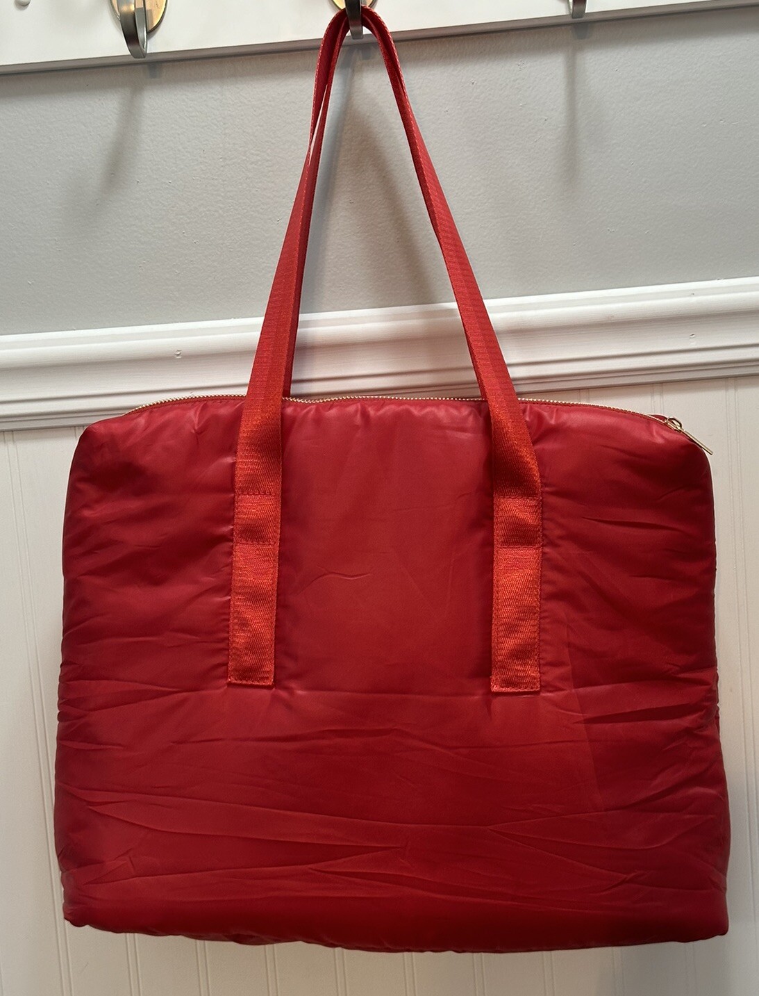 CAROLINA HERRERA Logo RED Puffy Quilted TOTE Shoulder… - Gem