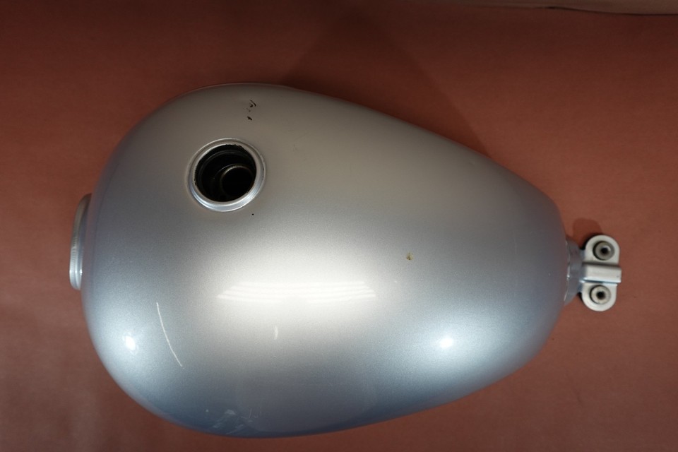 2009-2016 Triumph Bonneville T100 Gas Tank Fuel Cell Petrol Reservoir ...