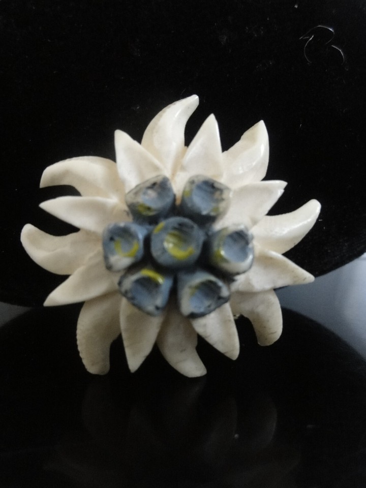 VTG FINELY HAND CRAFTED BOVINE BONE BROOCH EDELWEISS FLOWER | eBay