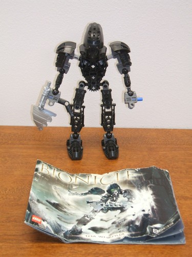 LEGO Bionicle 8603 Toa Metru Whenua - nearly complete, with ...