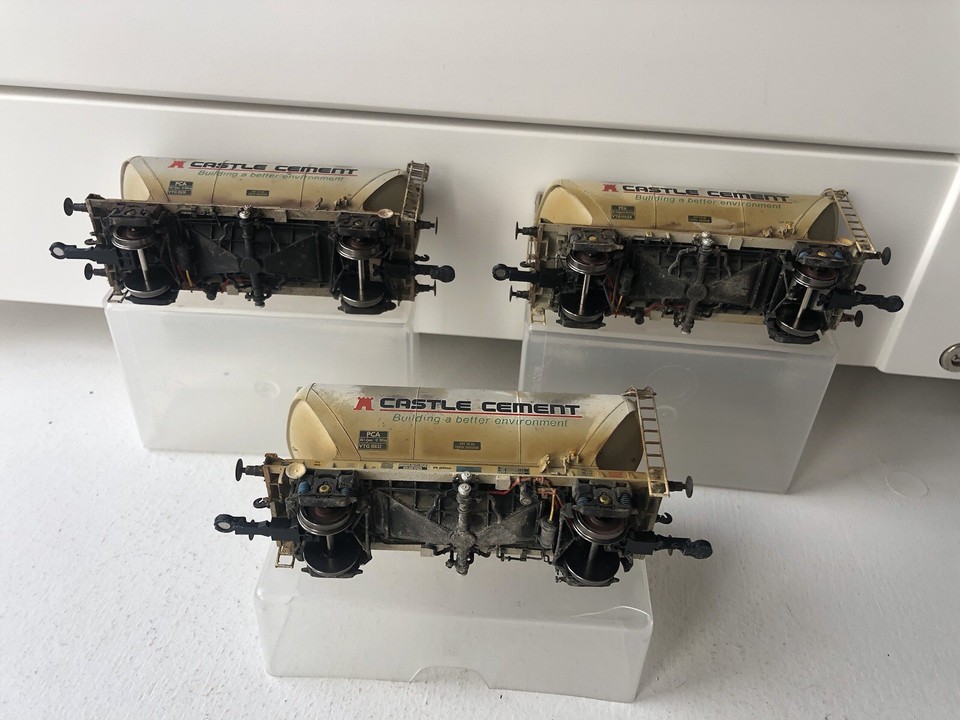 Accurascale PCA Cement Wagons VTG Castle Cement Triple Pack Set OO ...