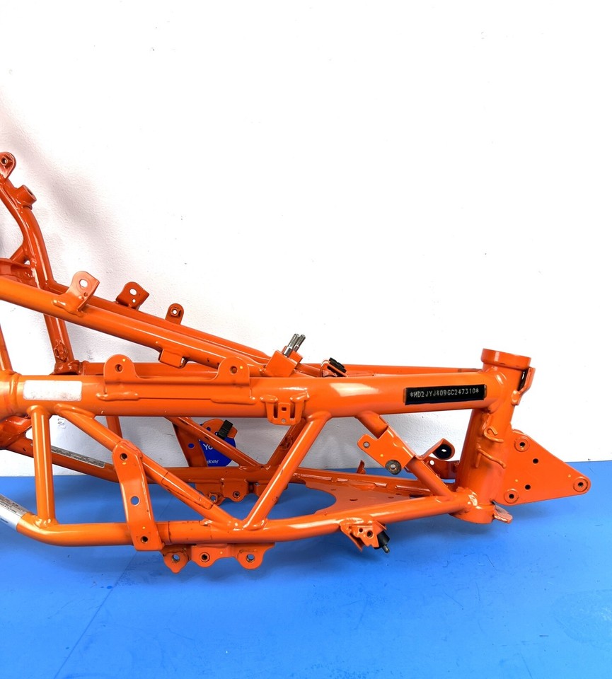 15-16 KTM RC390 MAIN FRAME CHASSY EZ 9K MILES NEEDS ATTENTION OEM ...