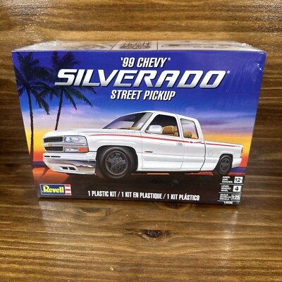 Revell 1/25 1999 Chevy Silverado Street Pickup Plastic Model Kit 14538 ...