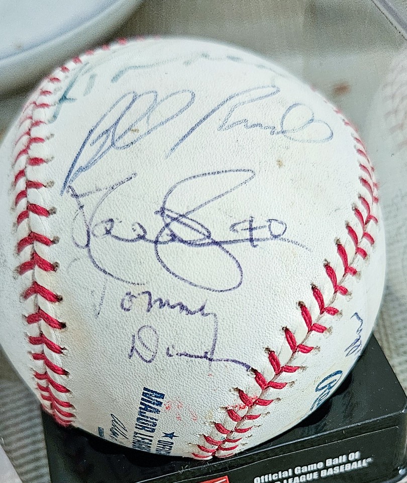 LA Dodger Team Signed Baseball- Multiple Signatures, 12 SIGNATURES, IN ...
