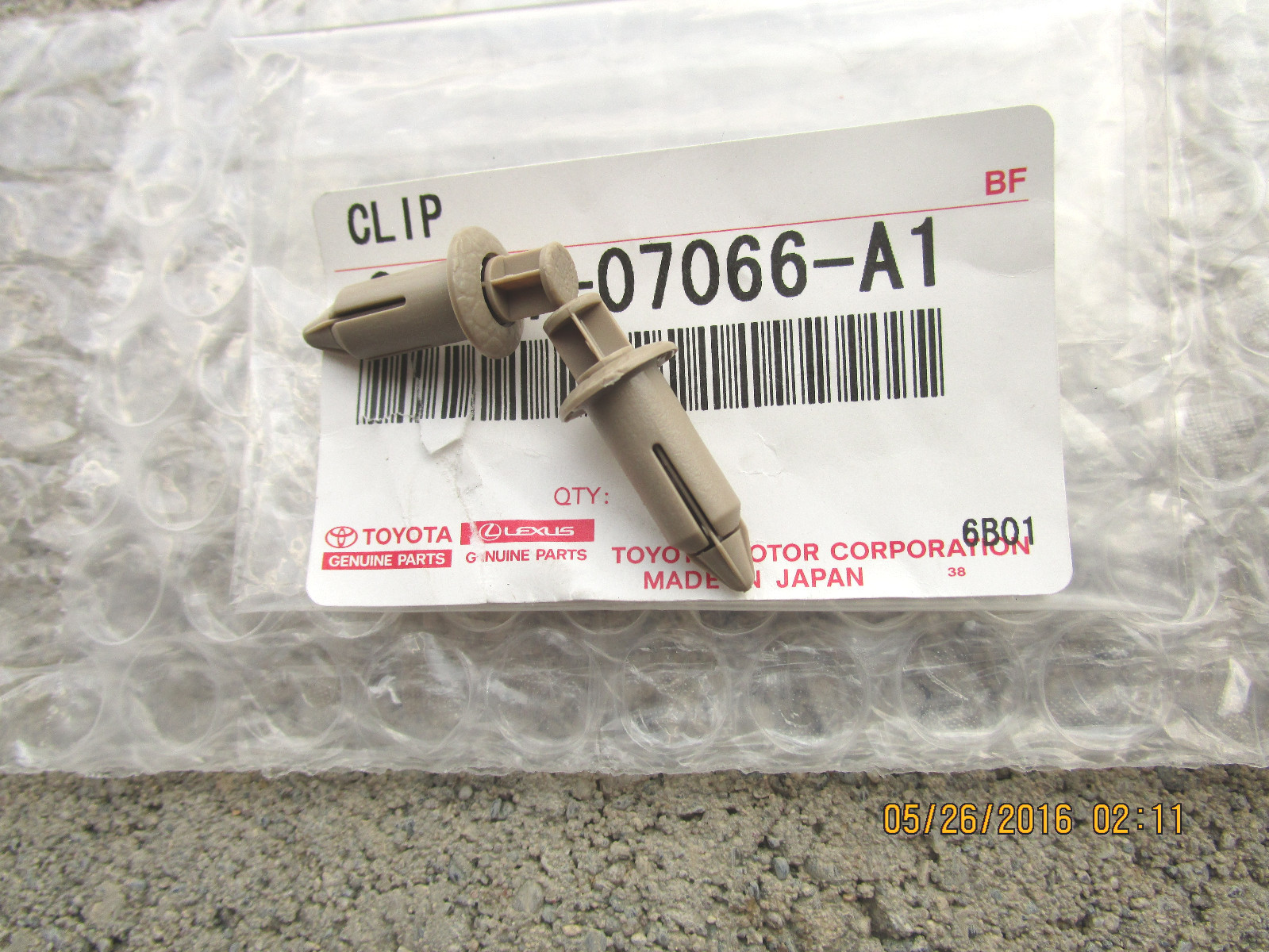 98 - 02 LEXUS LX470 SET OF 2 INTERIOR DOOR PANEL TRIM BOARD CLIP BRAND ...