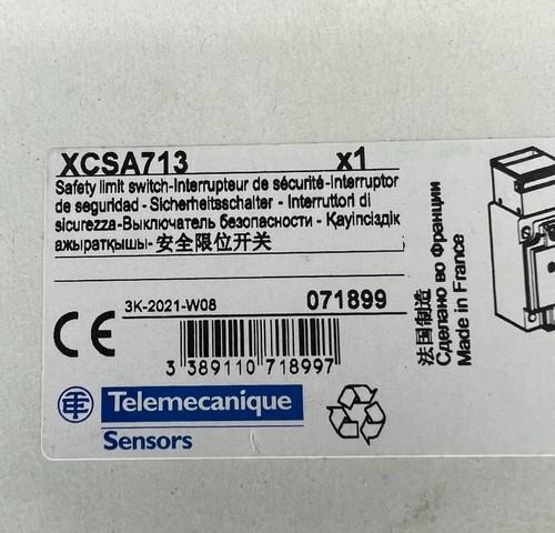 Telemecanique XCS-A713 / XCSA713 / 071899 Safety Limit Switch - NEW in ...