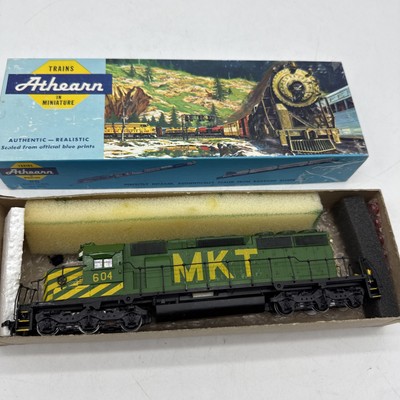 Athearn HO Scale GP40-2 Powered MKT #604 Diesel Locomotive Weathered | eBay