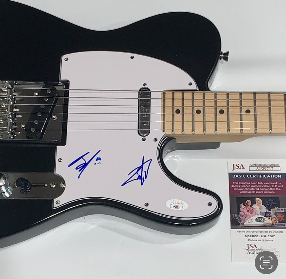 BRENT SMITH ZACH MYERS SIGNED ELECTRIC GUITAR SMITH & MYERS SHINEDOWN ...