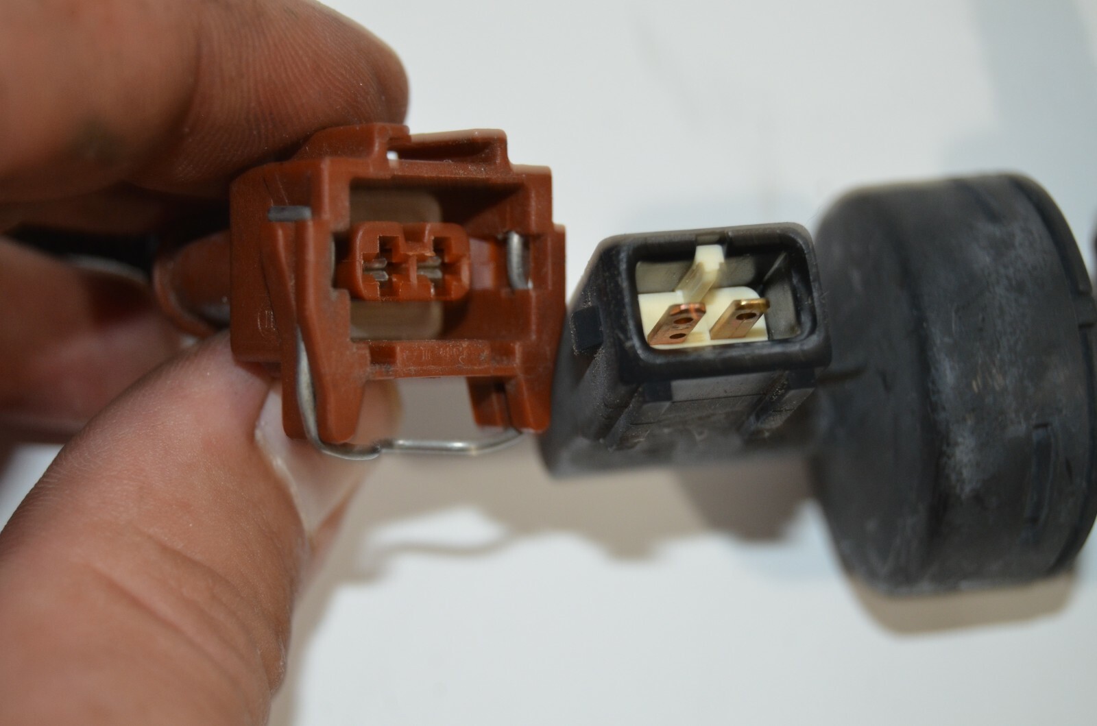 OEM Volvo S60 V70 Power Brake Booster Vacuum Switch Valve Unit Sensor ...
