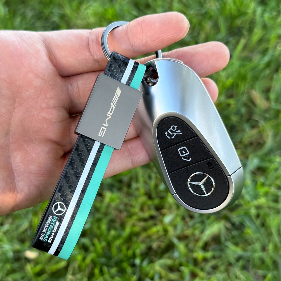 Mercedes Keychain – AMG Style Carbon Pattern Loop Key Ring (Petronas ...