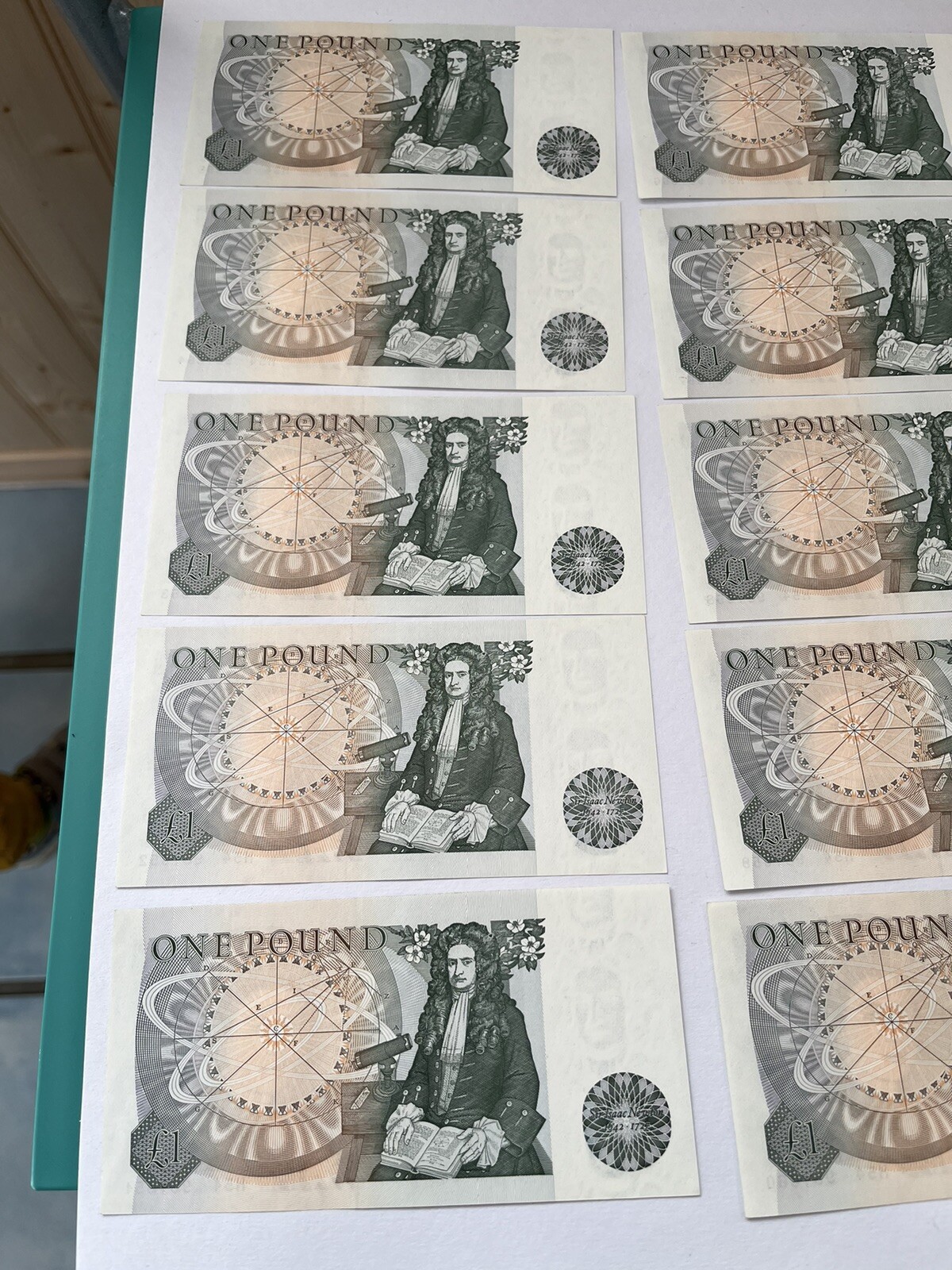 BANK OF ENGLAND QUEEN ELIZABETH ONE POUND NOTE ( set of ten ...