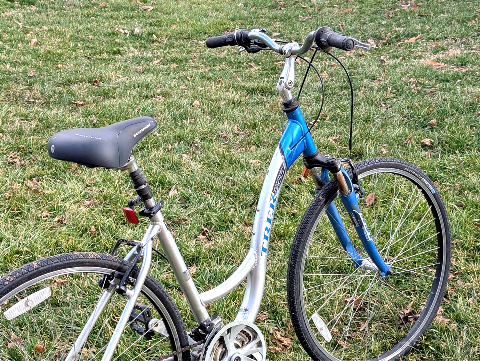 Trek Multitrack 7100 Hybrid Cruiser Bike 18.5" Large Step thru 21 Speed ...