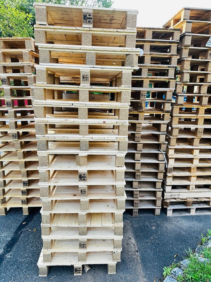 Used Wooden Pallets- 30" x 30" Pickup Only " BUY 50 get 5 free" | eBay
