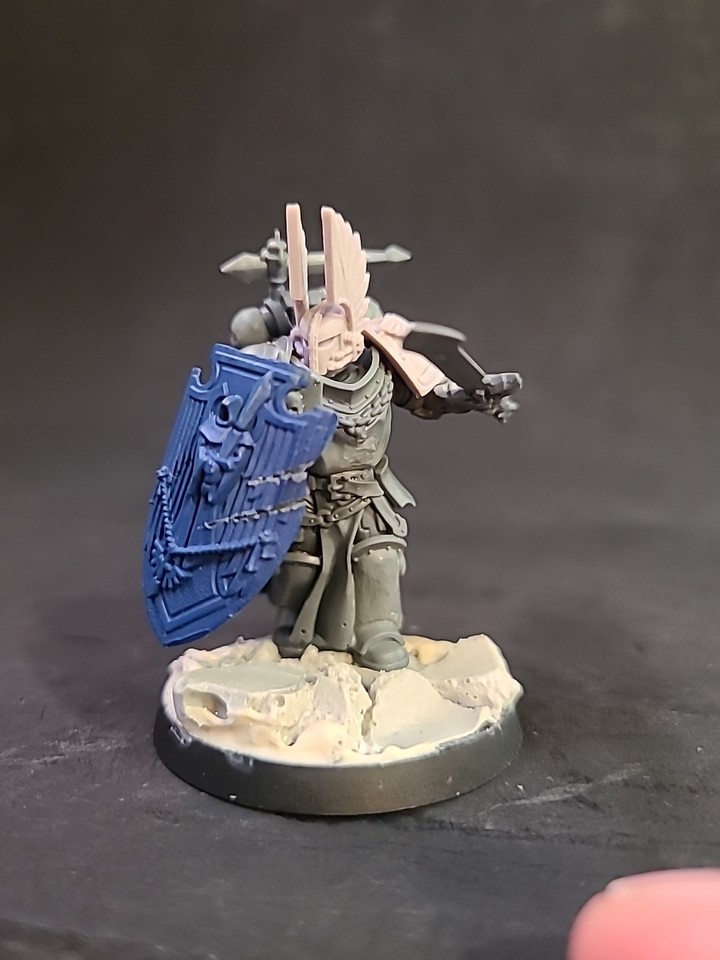 Dark Angels Captain With Relic Shield Space Marines Warhammer 40K ...