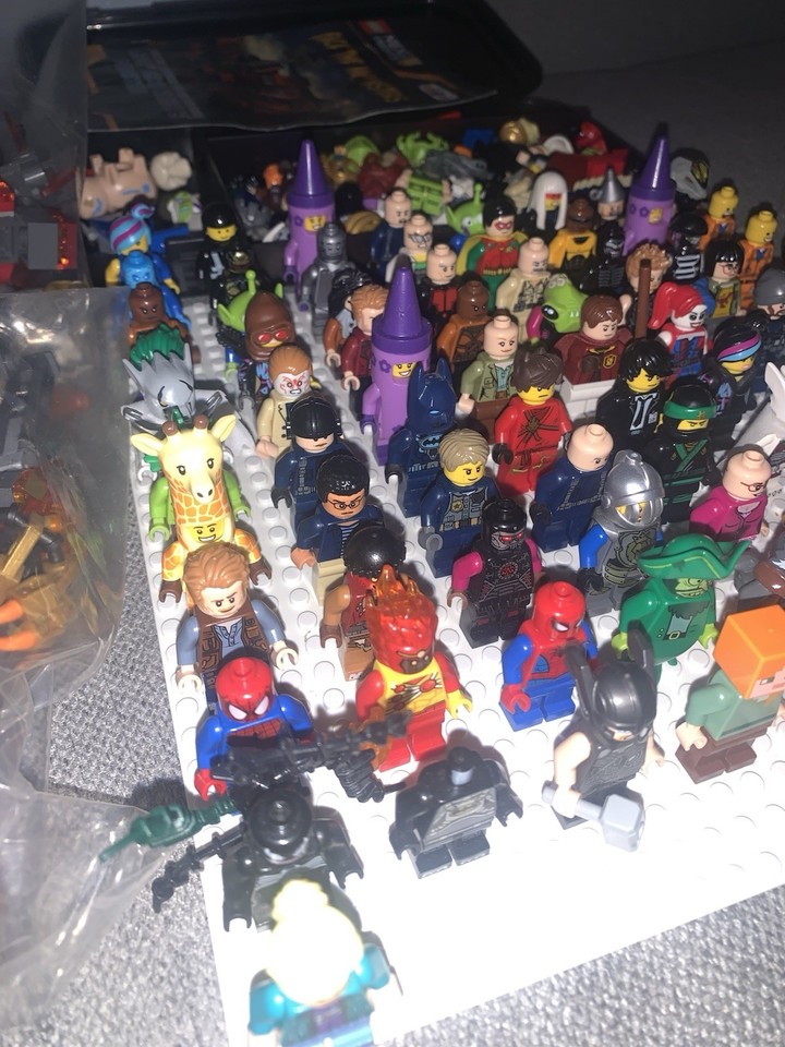 LEGO RANDOM 80+ MINIFIG LOT WITH EXTRAS | eBay