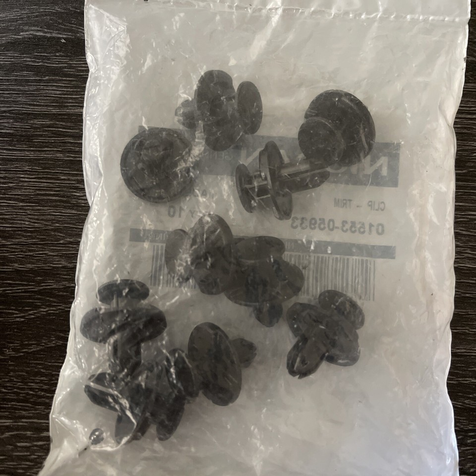 OEM NISSAN Fender Liner Clips 01553-05933 x10 | eBay