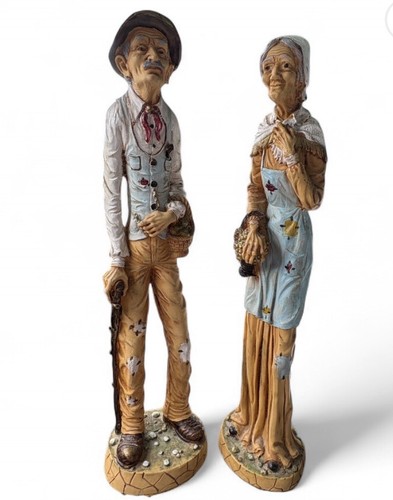 This is a set of vintage L. Toni Italian folk art sculptures of an ...