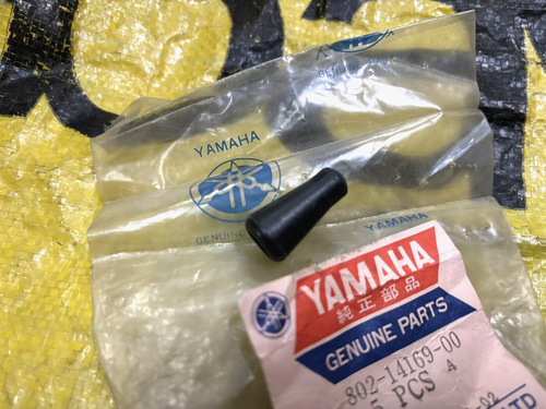 Yamaha AT1 CT1 DS6 DS7 DT1 LT2 R5 RD250 RD350 RT1 TD2 U7 YZ80 Cap ...