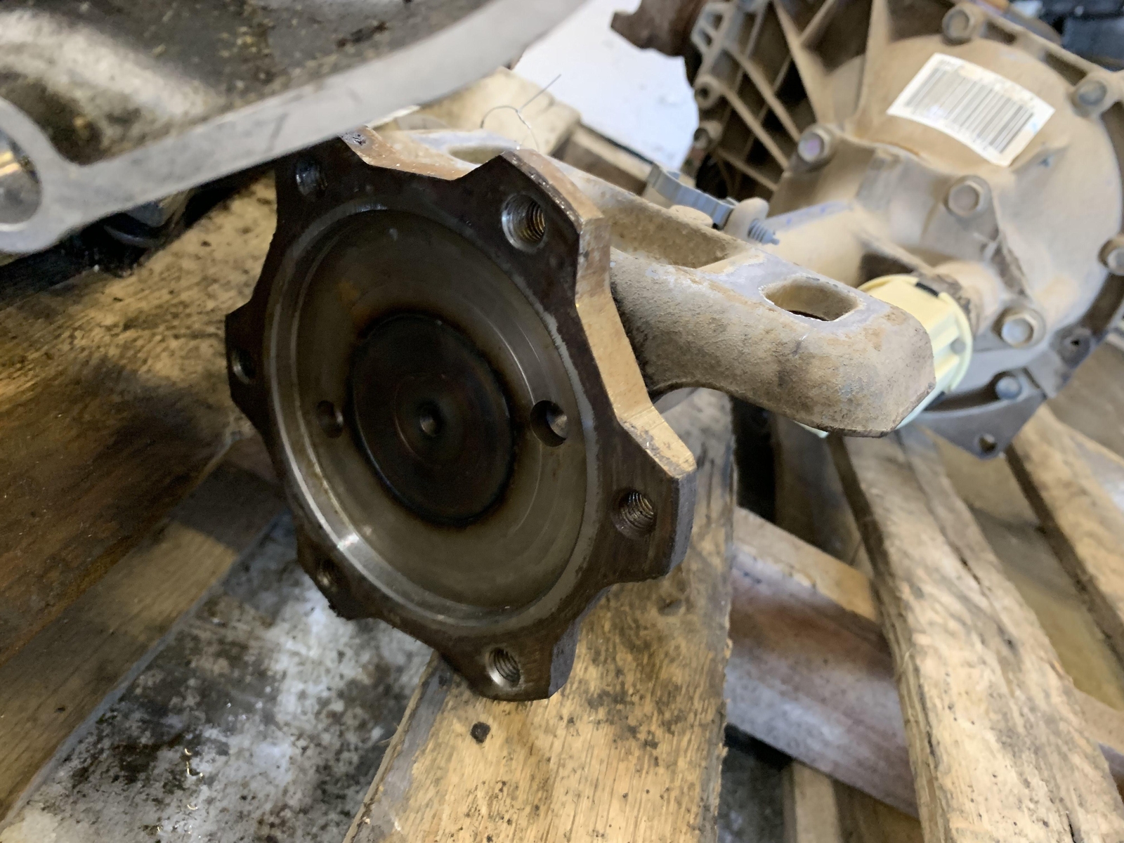 GMC Sierra 1500 Z71 5.3L V8 4X4 Front Axle Carrier Assembly 3.42 2005 ...