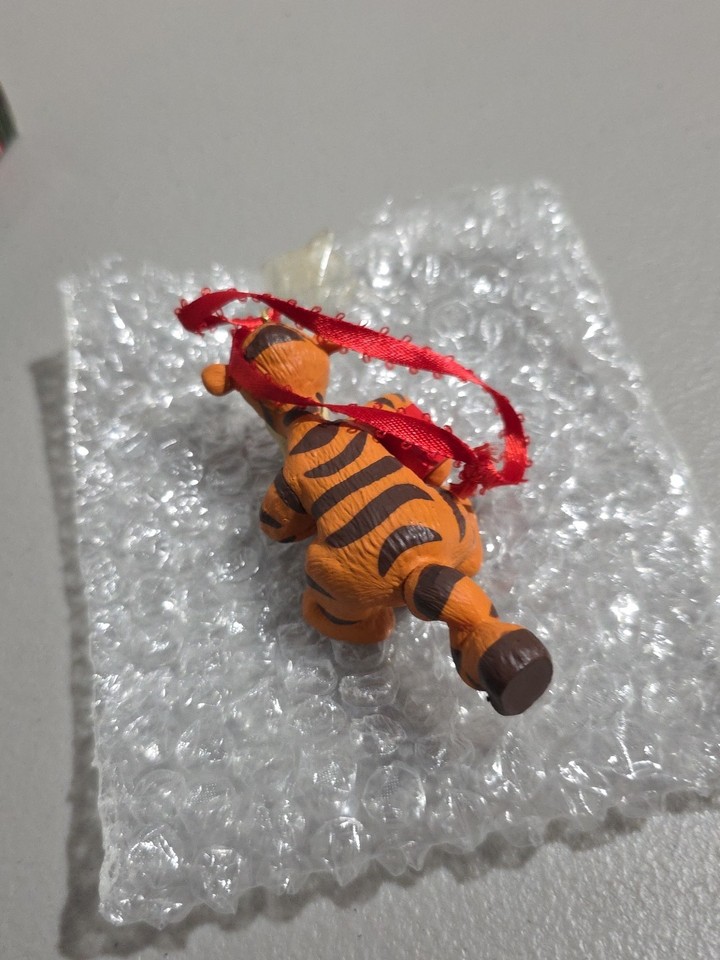 Vintage 1991 Hallmark Keepsake Ornament Disneys Tigger Winne The Pooh ...