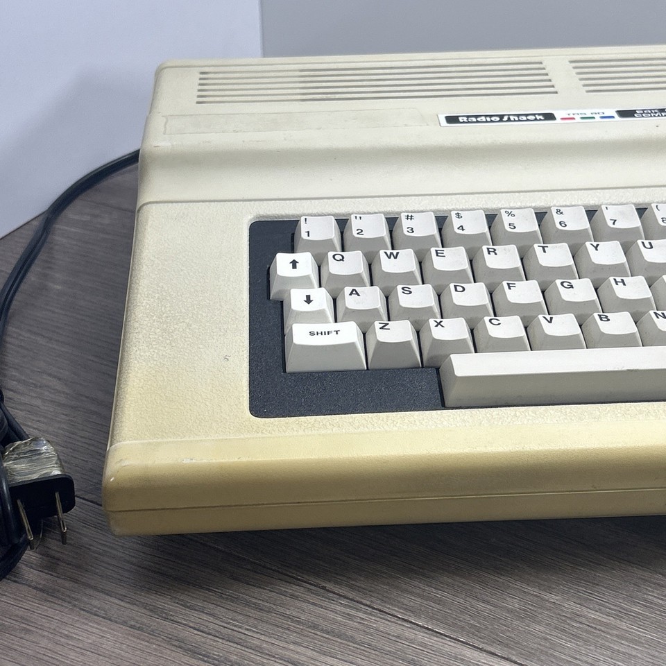 Radio Shack TRS-80 64K Color Computer 2 MODEL 26-3127 Untested Read ...