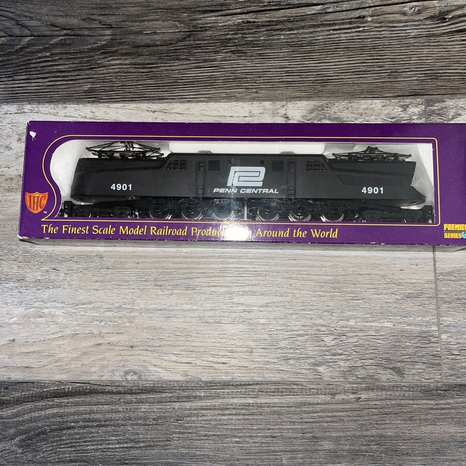 IHC HO Scale GG1 Electric Locomotive #4901 – Penn Central – Premier ...
