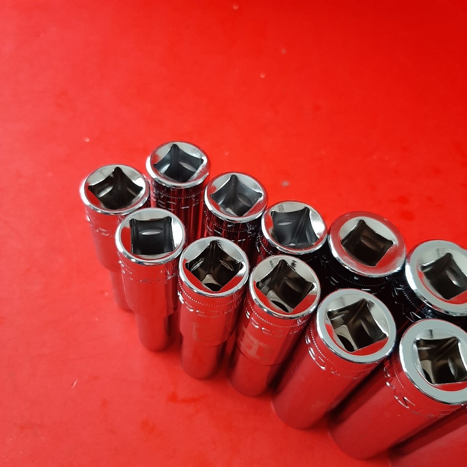 CRAFTSMAN Easy Read 15 Piece 1/2" Drive Deep Metric 12 Pt Socket Set ...